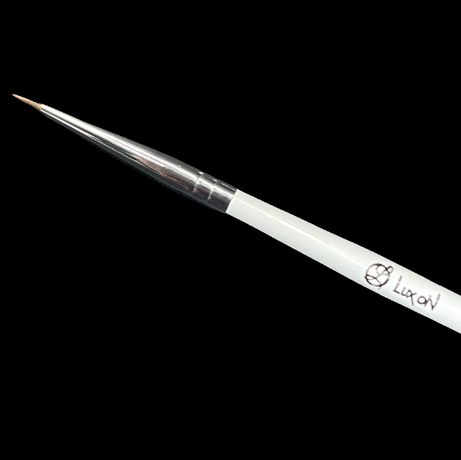 Lux oN Mini Micro Drawing Brush 6mm – Yobe Beauty